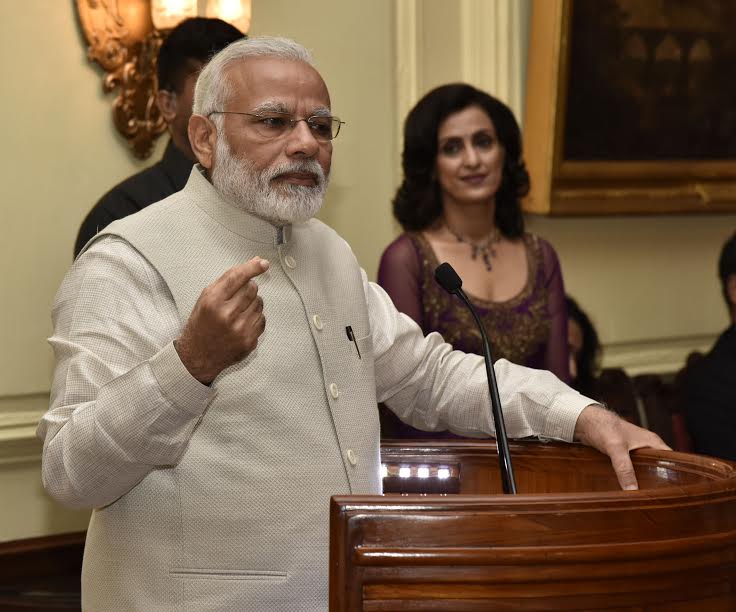 प्रणब दा ने एक पिता की तरह रास्ता दिखाया- पीएम मोदी | Perform India