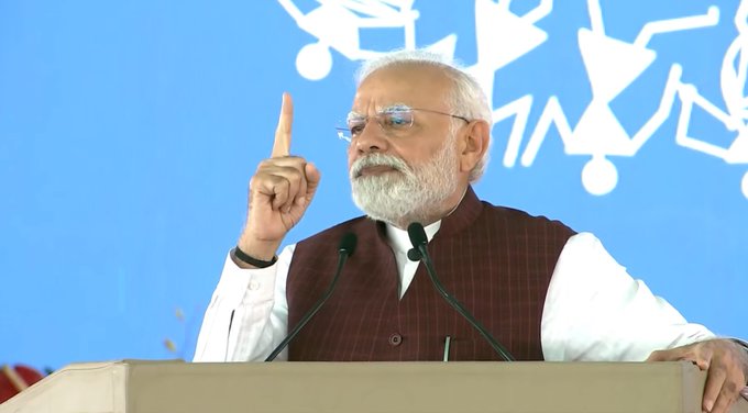 जानिए किसने कहा -साथियों मेरे शब्द लिखकर रखिए...भारत अब रुकने वाला नहीं ...